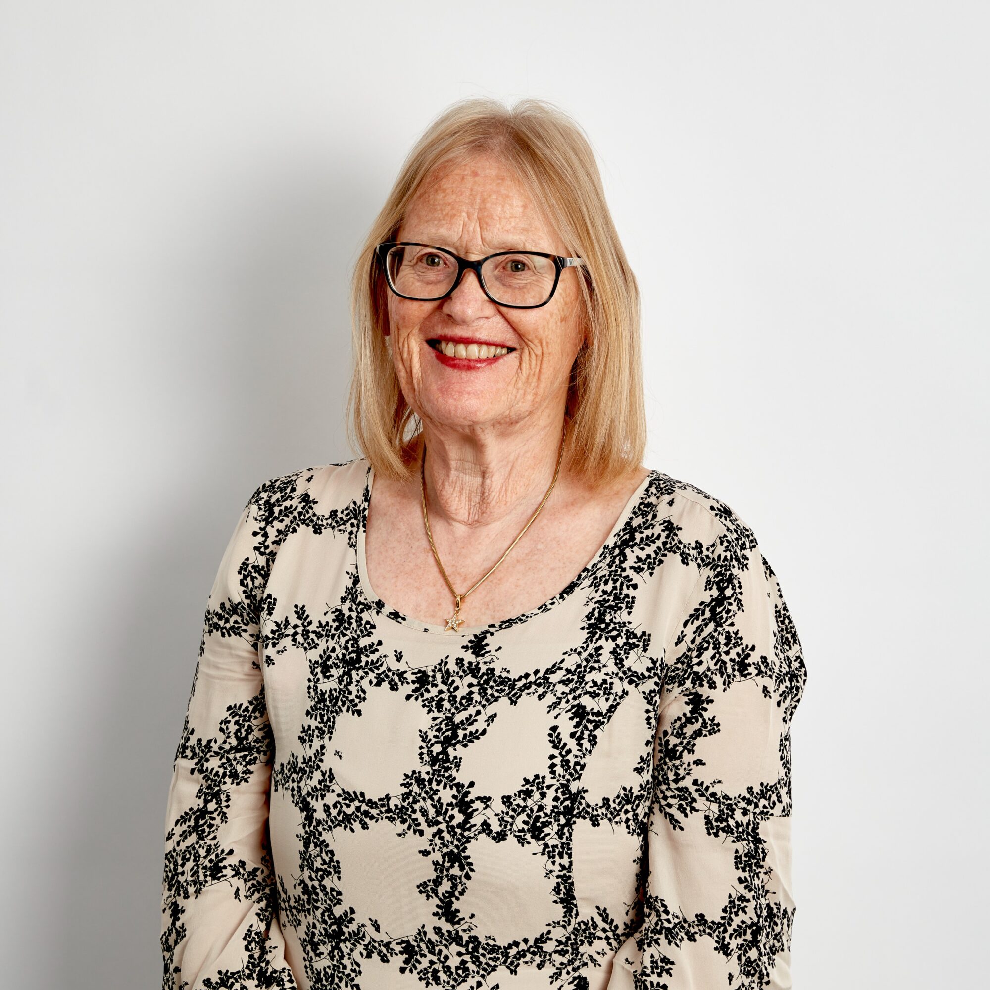 Liz Hunt, Family Lawyer in South Wales | Richard Nelson LLP